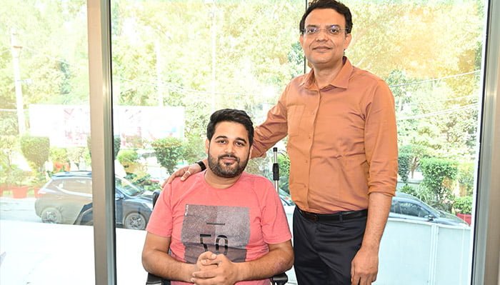 Dr. Deepak Mishra - Best Orthopedic Surgeon In Faridabad | Hip and Knee